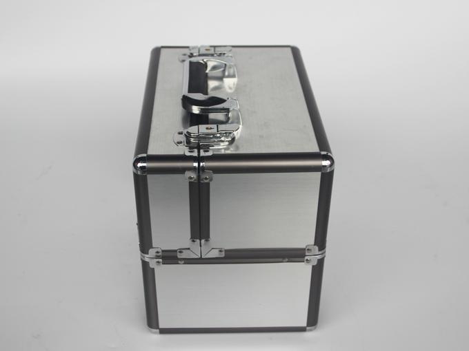 Aluminum Beauty Case With Gray Frame Silver Makeup Case Portable Handle ...