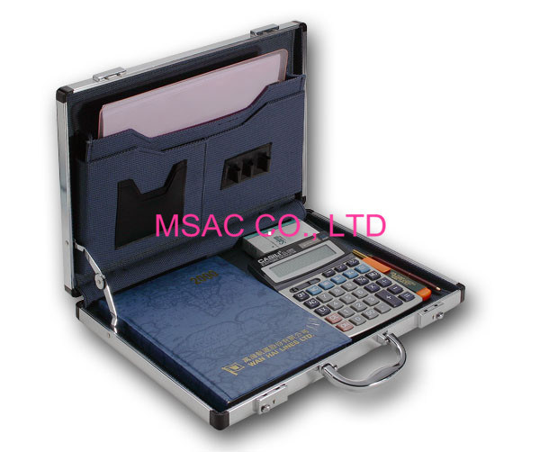 Portable Aluminum Attache Case With Two Combination Locks 460 X 365 X 60mm