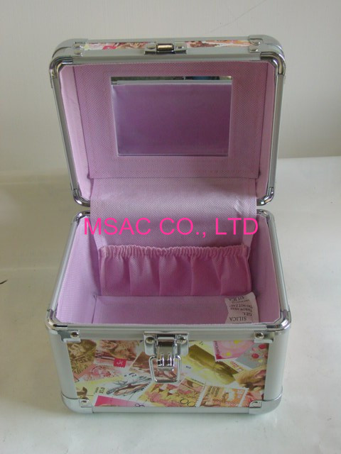 Small Aluminum Pro Makeup Case With Mirror / Lock Pink Woven Fabric ...